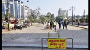 Ghaziabad: Six years on, vehicle-free zone made a thoroughfare again ...