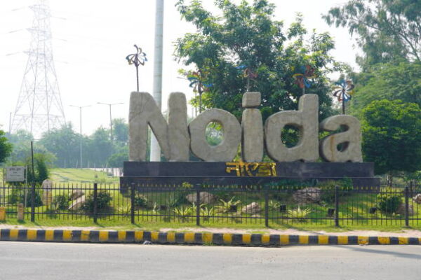 Garbage, Drains and Crime: Residents Ask if Noida–Greater Noida Is ...